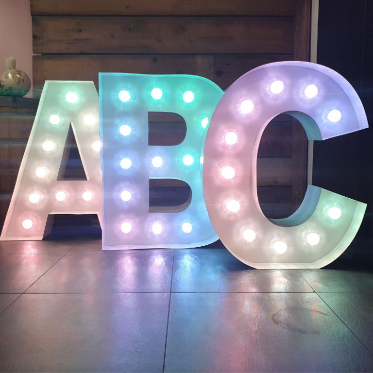 Location Grandes Lettres lumineuses de A à Z -Hauteur 1m-Multicolore ...